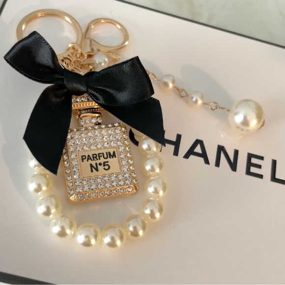 Accessories | Lux Unbranded No5 Pearl Bag Charm | Poshmark